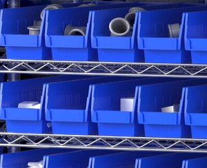 Regency 18" x 36" x 74" Wire Shelving Unit with 88 Blue Bins