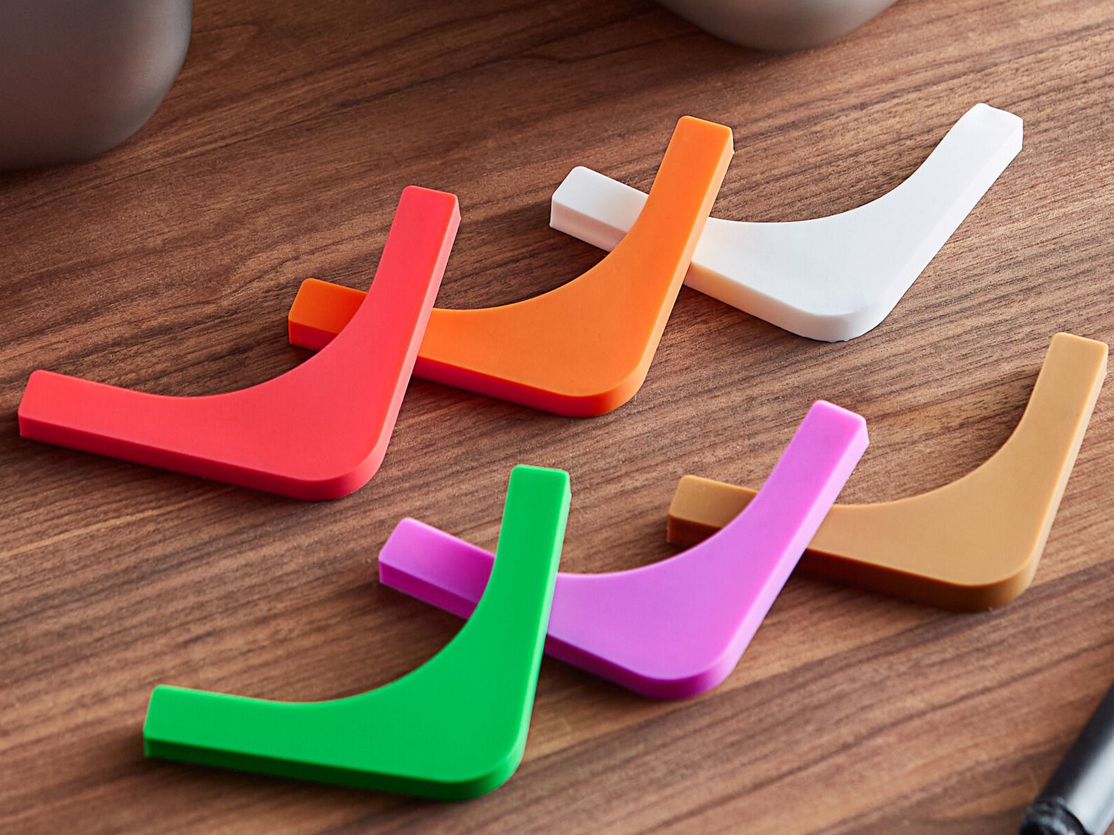 Vigor 8-Piece 3" Assorted Colors Blank Write-On Food Pan Corner Label Set