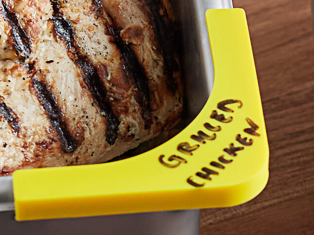 Vigor 8-Piece 3" Assorted Colors Blank Write-On Food Pan Corner Label Set