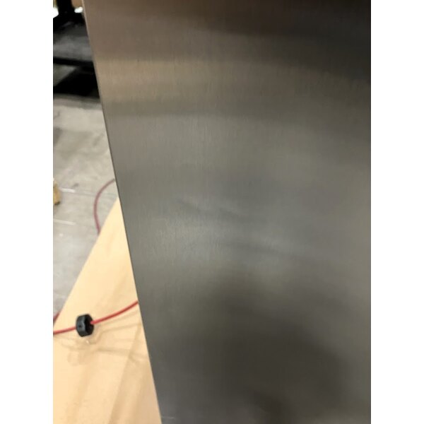 Scratch and Dent Avantco A-19F-HC 29" Solid Door Reach-In Freezer