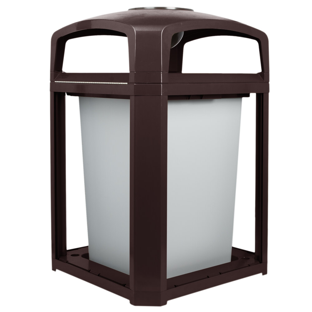 Rubbermaid® FG397001SBLE Landmark Series Classic Container Sable Square ...