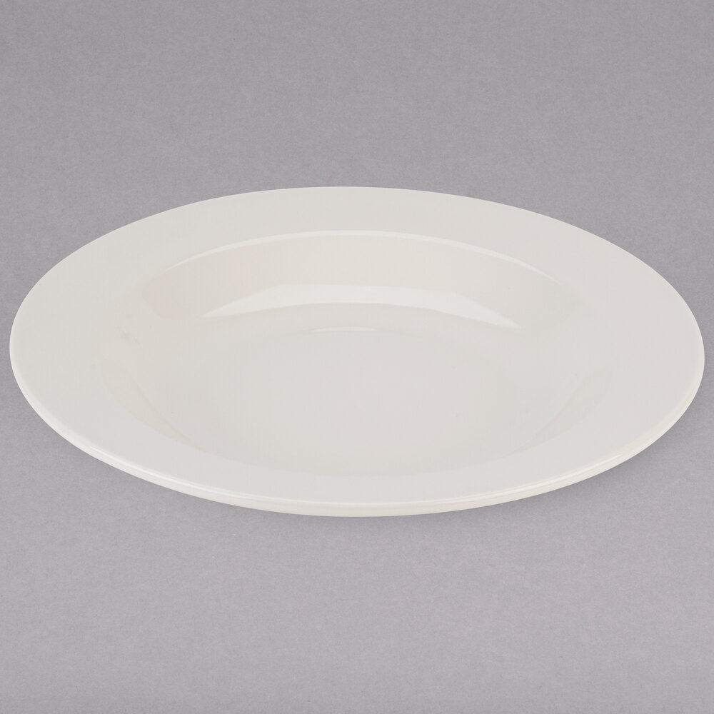 Tuxton TRE-122 Reno / Nevada 27 oz. Eggshell China Pasta Bowl - 12/Case