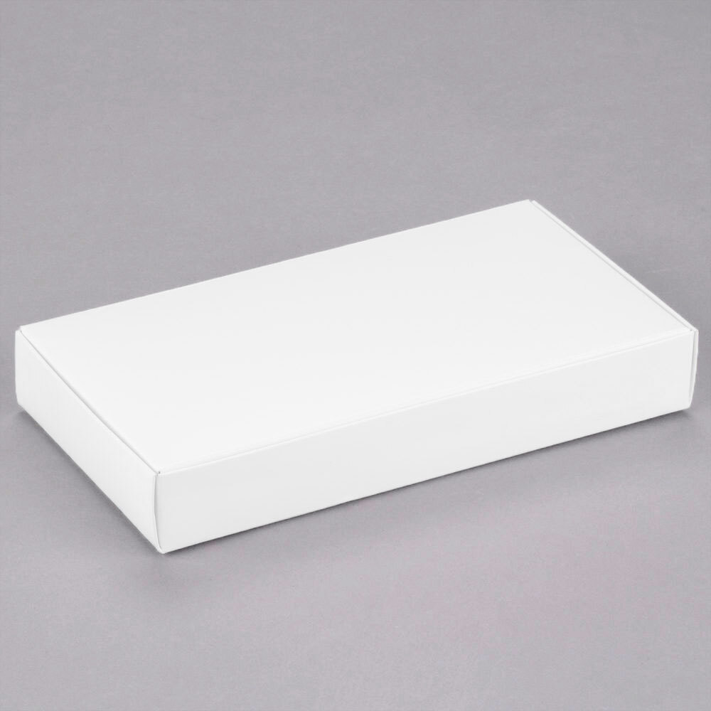 7 1/2" x 4" x 1 1/8" White 1/2 lb. 1-Piece Candy Box - 250/Case