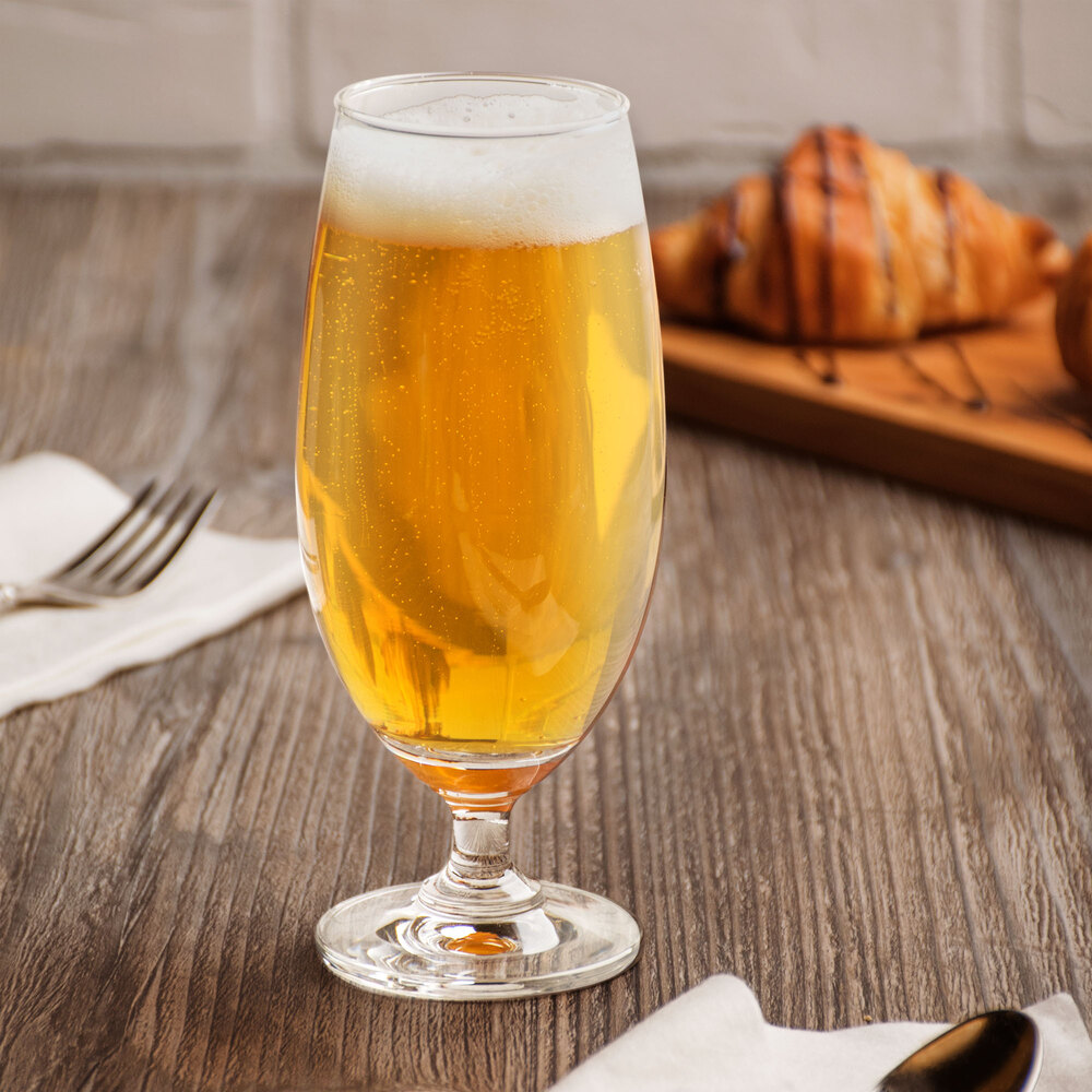 Acopa 10 oz. Stemmed Pilsner Glass - 12/Case