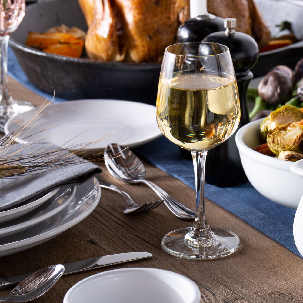 Acopa Radiance 11 oz. Wine Glass - 12/Case