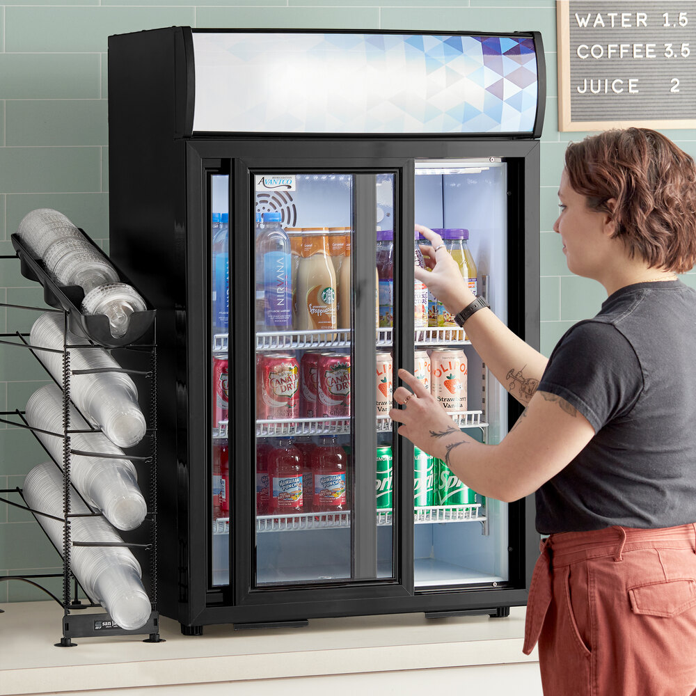 Avantco Refrigeration Avantco CSM-4-HC Black Countertop Display ...