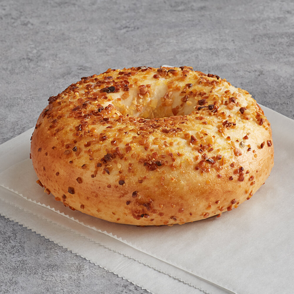 Original Bagel 4.5 oz. New York Style Garlic Bagel - 75/Case