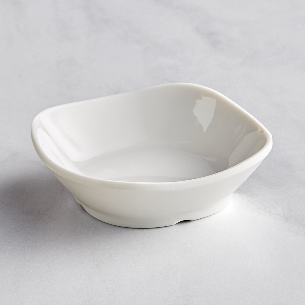 TableCraft 10315W 1.5 oz. Rounded Square White Mini Melamine Bowl