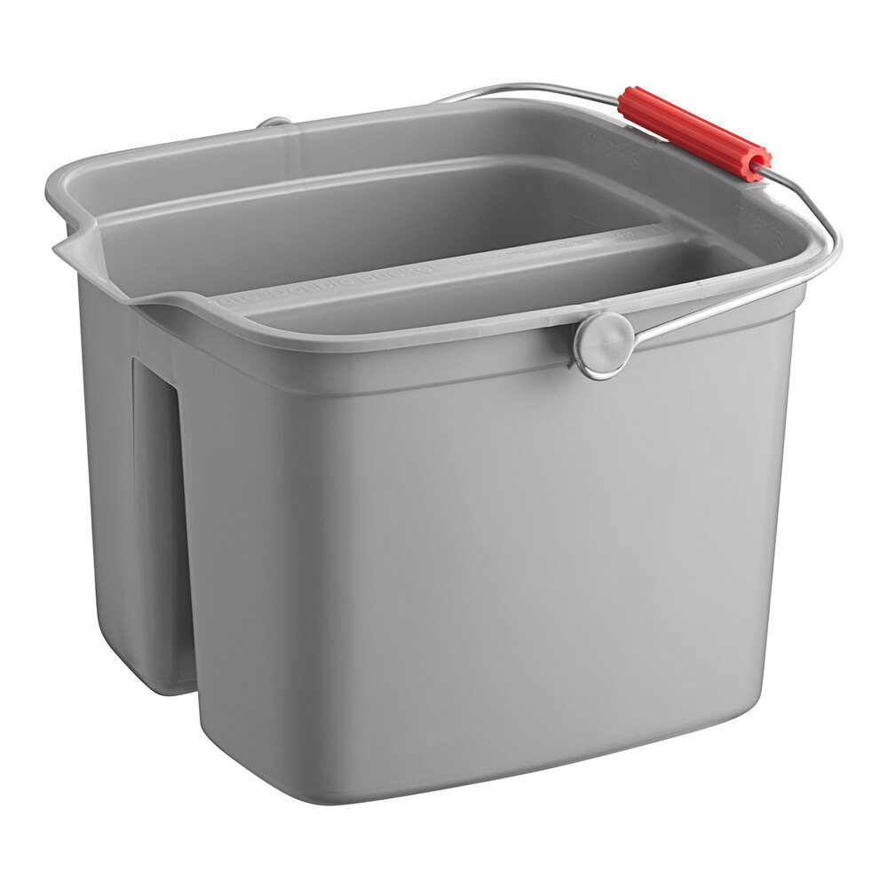 Rubbermaid® FG261700GRAY 17 Qt. Divided Gray Bucket