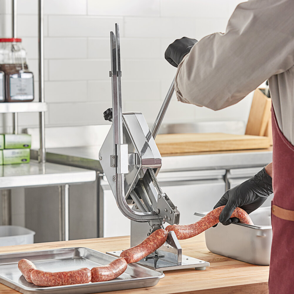 Avantco 15 3/4" x 7 1/16" x 24" Manual Sausage Clipping Machine