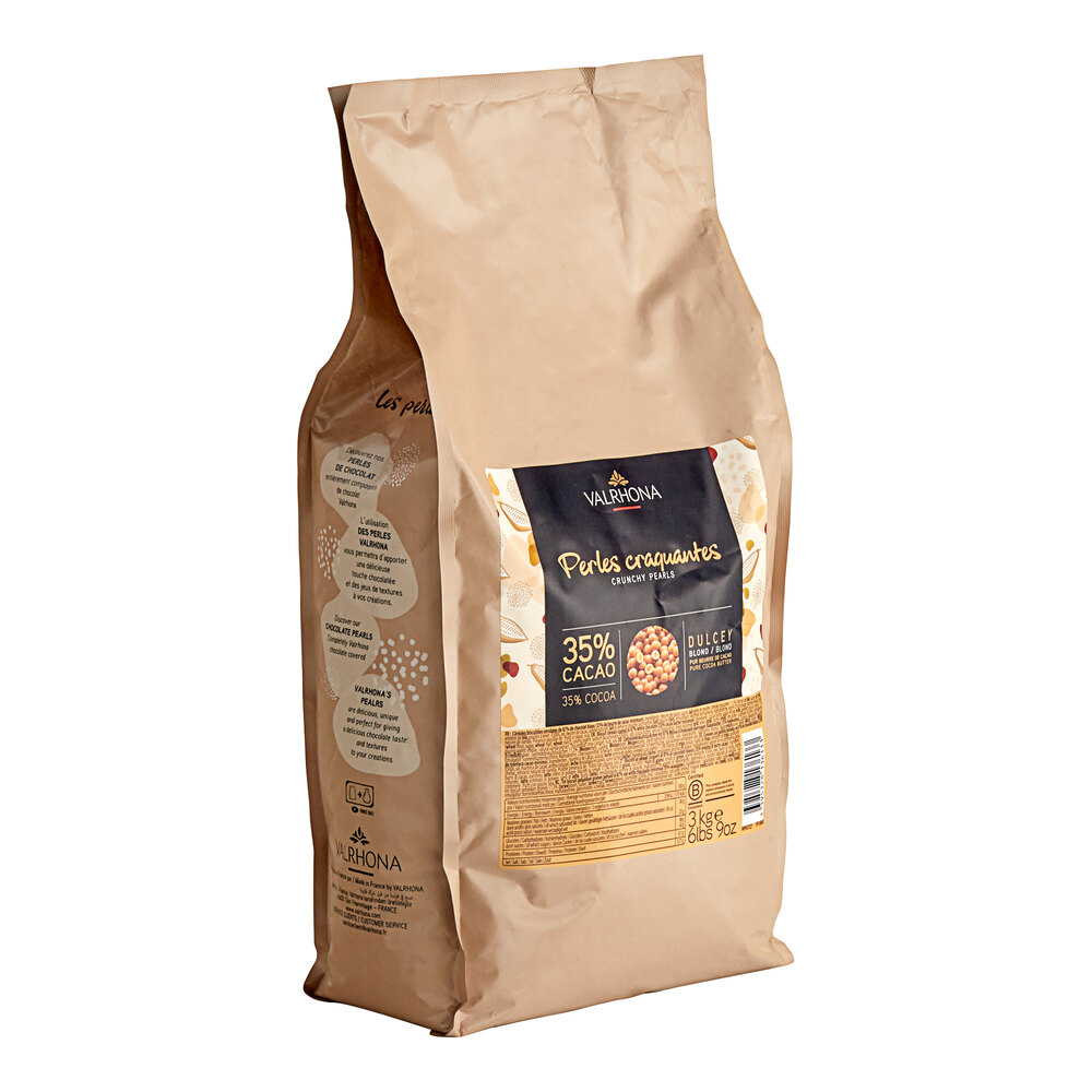 Valrhona Dulcey 35% Blond Chocolate Crunchy Pearls 6.6 lb. - 3/Case