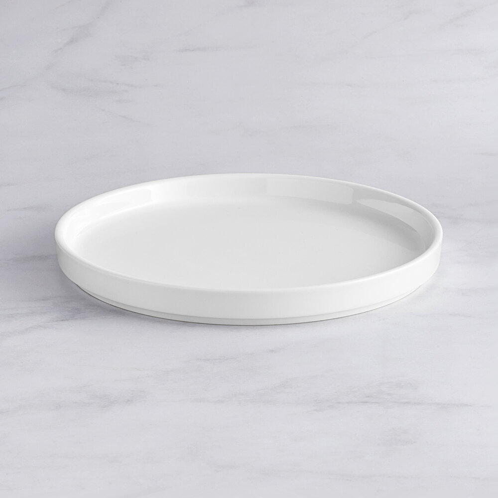 Acopa Lore 10 3/4" Bright White Raised Rim Porcelain Plate - 12/Case