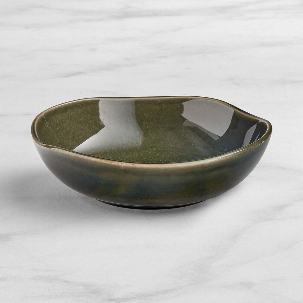 Acopa Highlands 26 oz. Round Juniper Green China Bowl - Sample