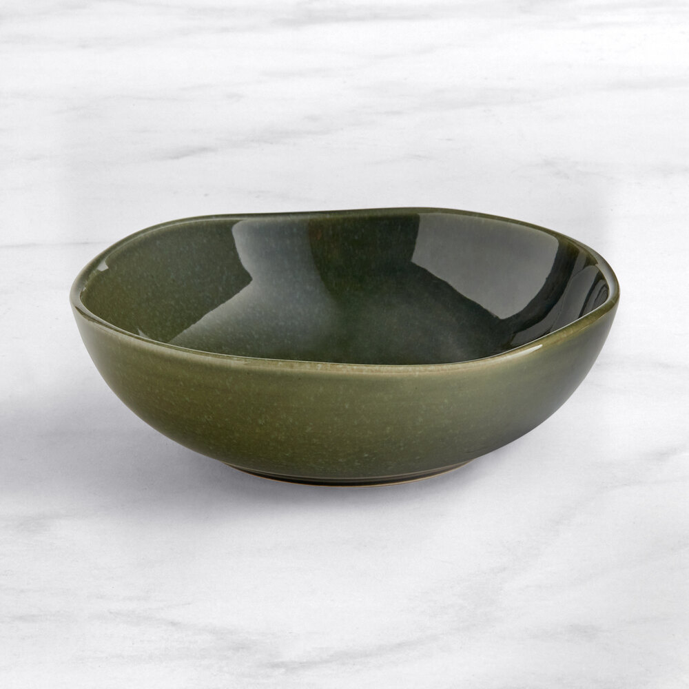 Acopa Highlands 18 oz. Round Juniper Green China Bowl - Sample