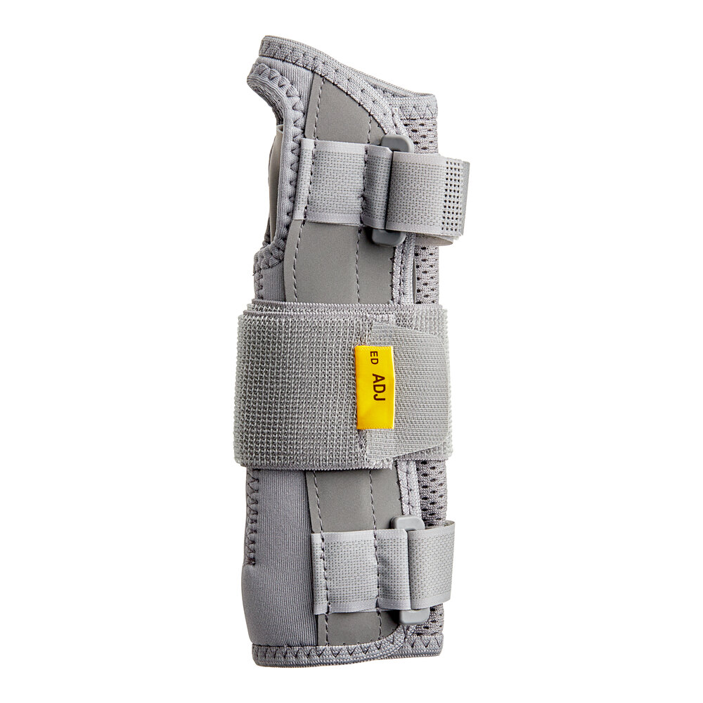 3M Futuro™ Deluxe Right Wrist Stabilizer 70007011714 - Small / Medium