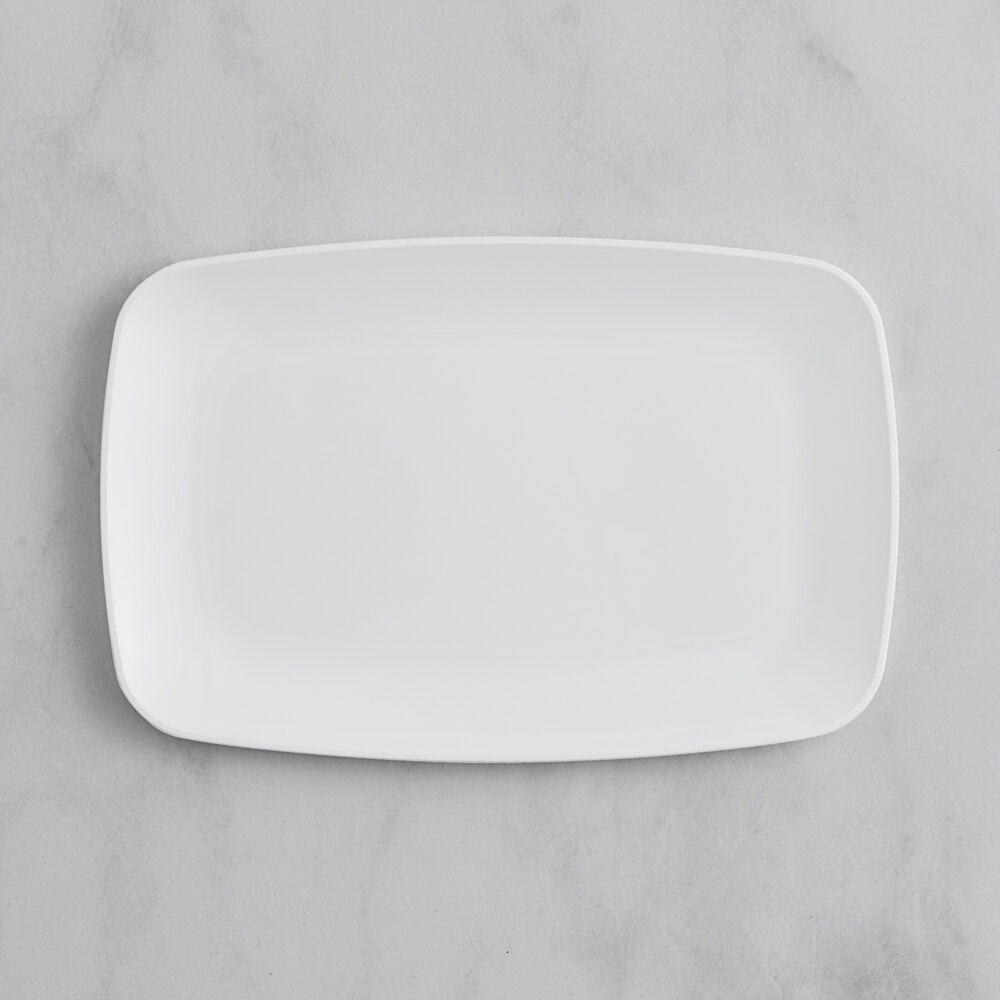 Visions 9 1/2" x 6 1/4" White Rectangular Plastic Coupe Platter with ...