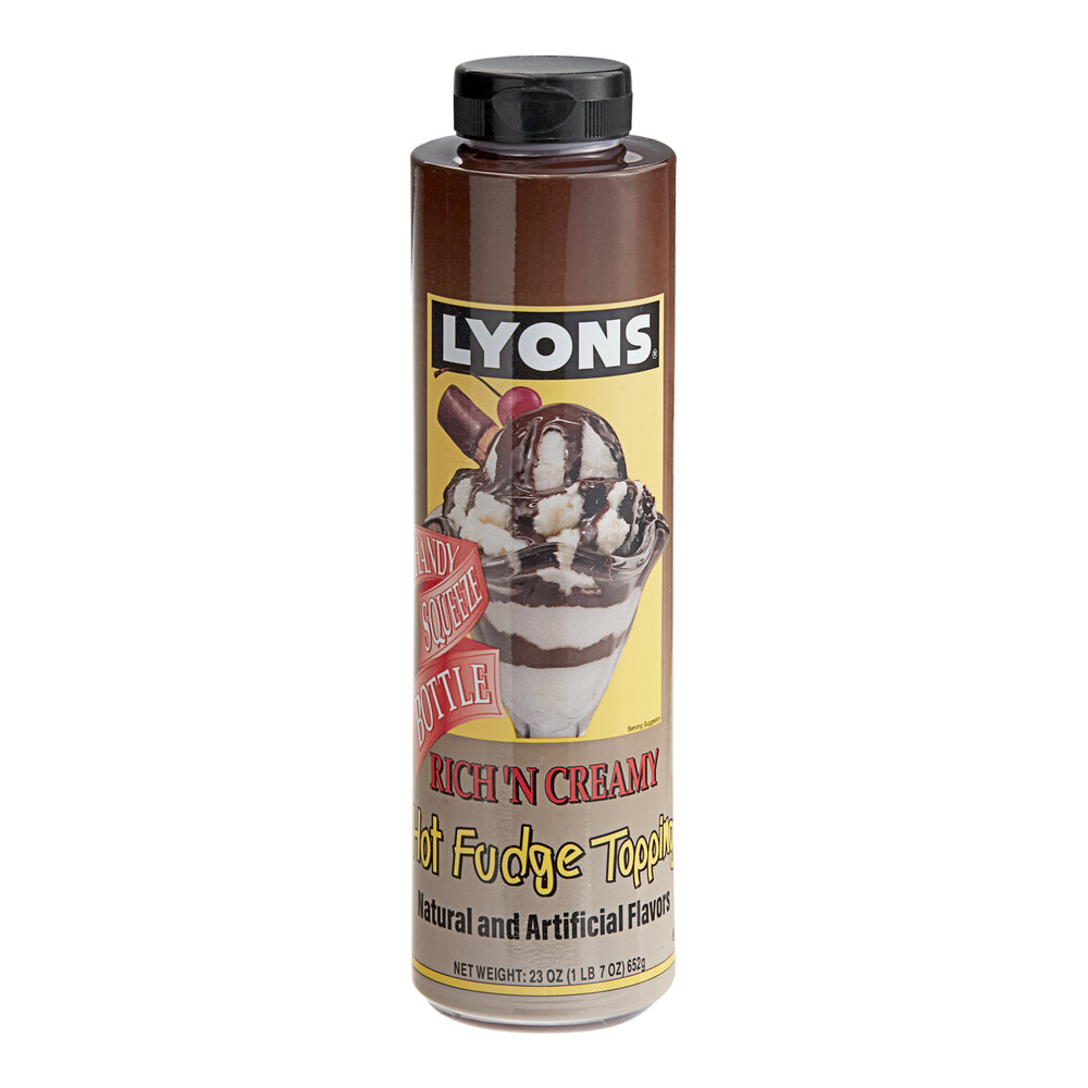 Lyons Rich N' Creamy Chocolate Hot Fudge Topping 18 fl. oz. (23 oz.)