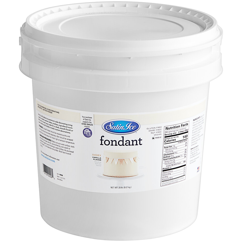 Satin Ice 20 lb. Ivory Vanilla Rolled Fondant Icing - 2/Case