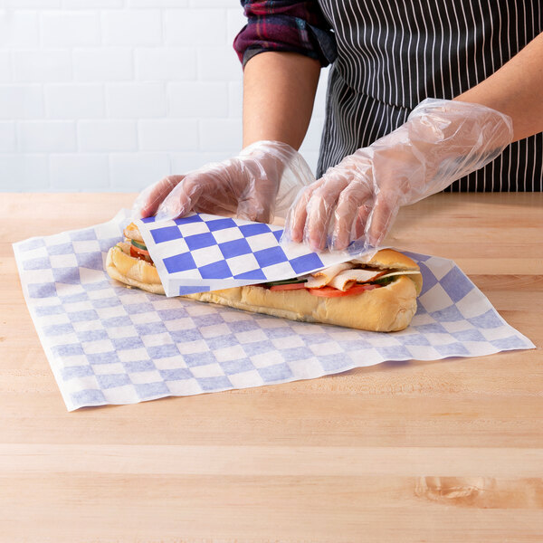 Choice 15" x 15" Blue Check Deli Sandwich Wrap Paper - 1000/Pack
