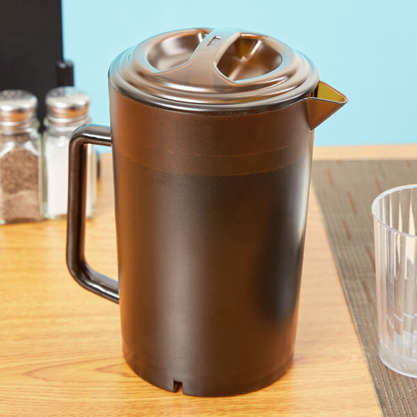 GET LID-3064-1-A Amber Replacement Lid for 64 oz. Textured Pitcher