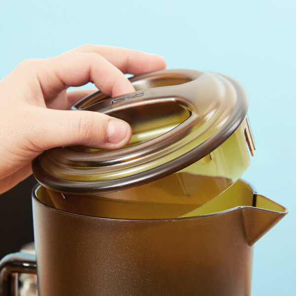 GET LID-3064-1-A Amber Replacement Lid for 64 oz. Textured Pitcher