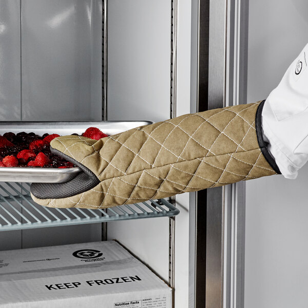 San Jamar 810PM17 17" Best Grip Puppet Style Oven Mitt