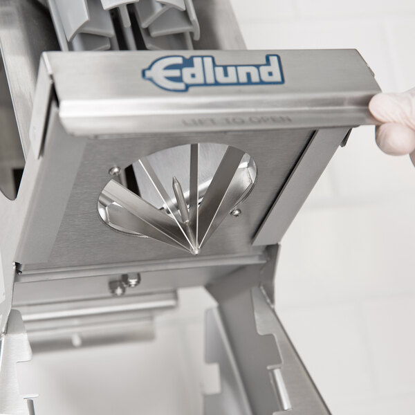 Edlund AS040 8-Wedge Blade Assembly for FDW Titan Max-Cut Series