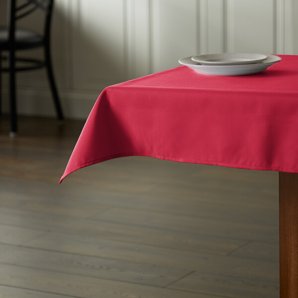 Intedge 36" x 36" Square Hot Pink 100% Polyester Hemmed Cloth Table Cover