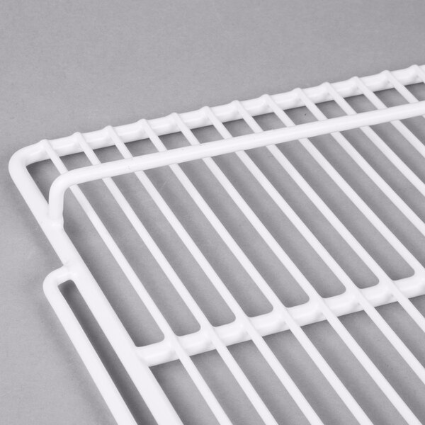 Avantco 178SHELFGDS White Coated Wire Shelf - 24 3/8" x 23 5/8"