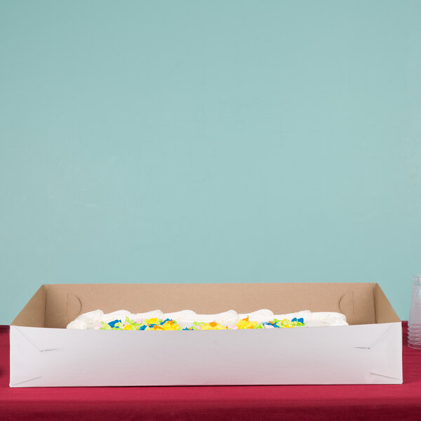 28" x 18" x 5" White Full Sheet 2-Piece Cake / Bakery Box - 50/Bundle