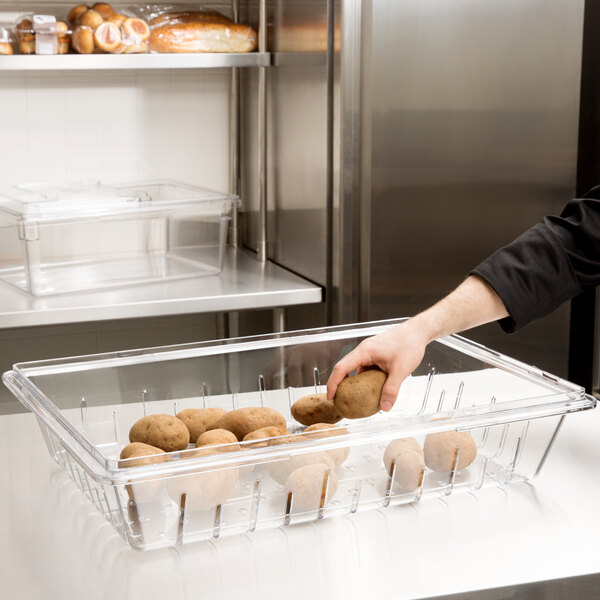 Cambro 1826CLRCW135 Camwear 26" x 18" x 5" Clear Plastic Food Drain Box ...