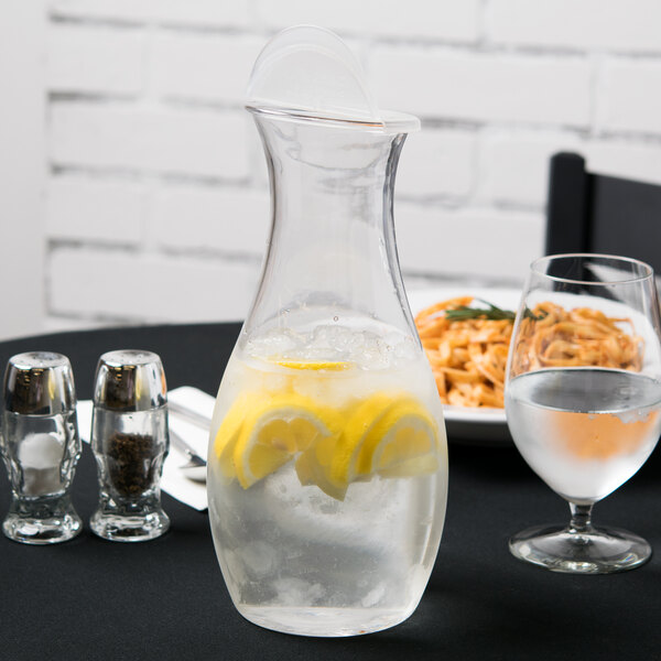 Carlisle 51 oz. Polycarbonate Carafe with Hinged Lid