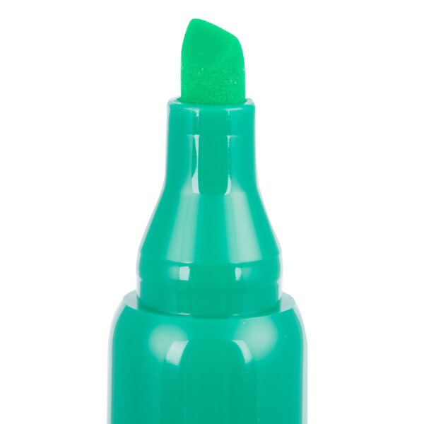 Universal UNV08862 Fluorescent Green Chisel Tip Desk Style Highlighter ...