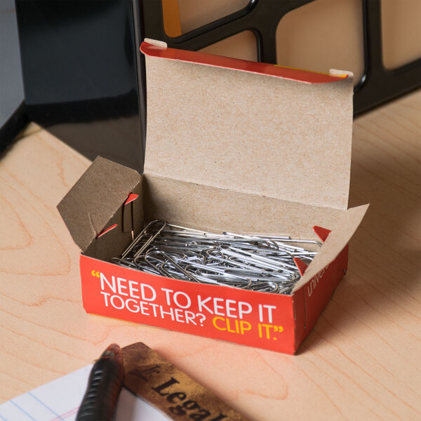 Universal #1 Standard Paper Clips (Silver) - 100/Box