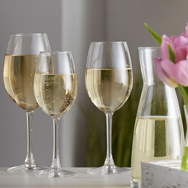 Acopa Select Blanc 9 oz. Wine Glass - 12/Case