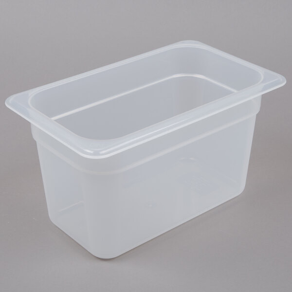 Cambro 46PP190 1/4 Size Translucent Polypropylene Food Pan - 6" Deep