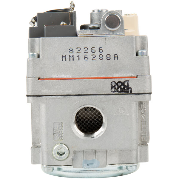 Avantco 177400042 Natural Gas Combination Valve for FF300, FF400, and FF518