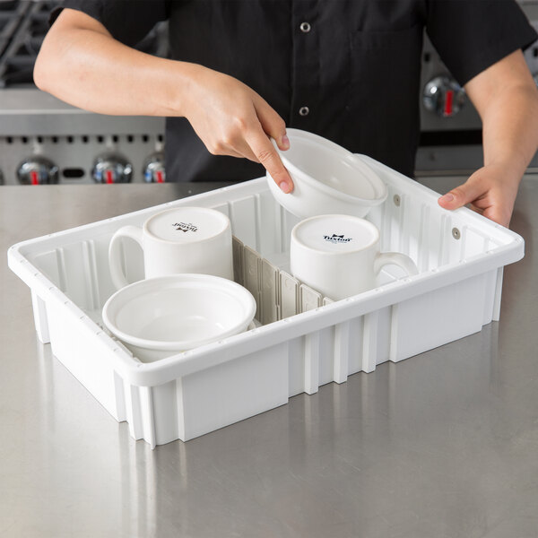 Metro MTB92035W 17" x 11" x 4" White Divider Tote Box