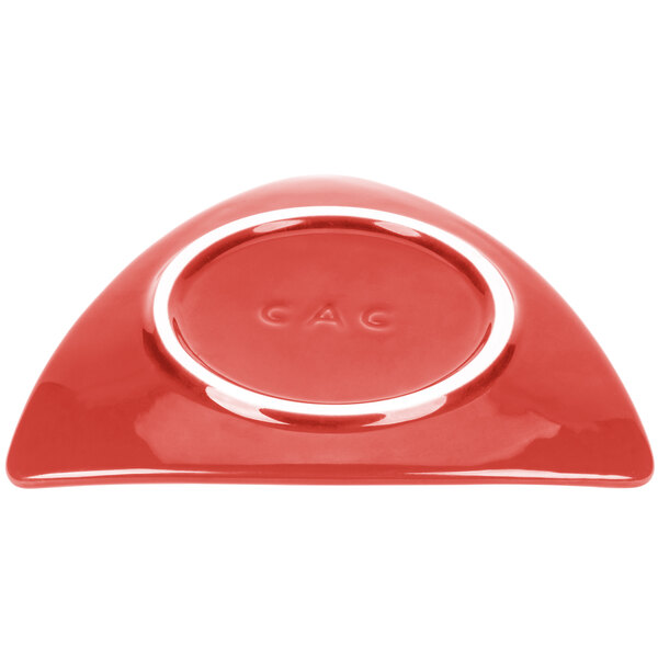 CAC TRG-23RED Festiware Triangle Flat Plate 12 1/2" - Red - 12/Case
