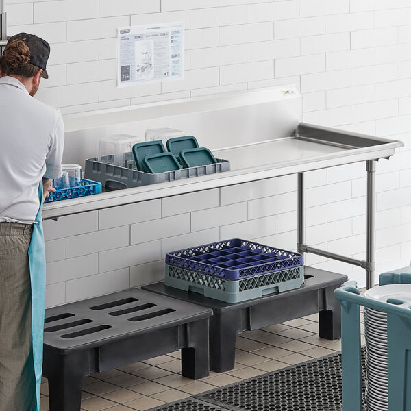 Regency 16 Gauge 7' Clean Dish Table - Right Drainboard
