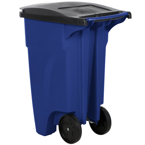 Rubbermaid 1971943 BRUTE 32 Gallon Blue Wheeled Rectangular Trash Can ...