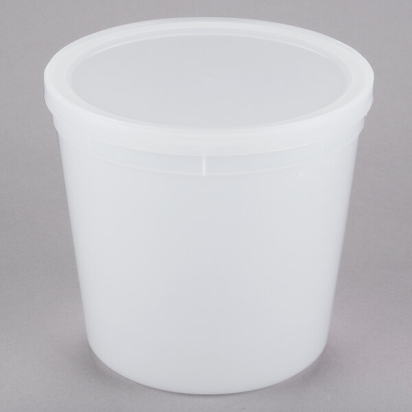 2.7 Qt. Translucent Round Deli Container and Lid Combo Pack - 10/Pack