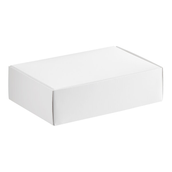 7" x 4 1/2" x 2" White 1 1/2 lb. 1-Piece Candy Box - 250/Case