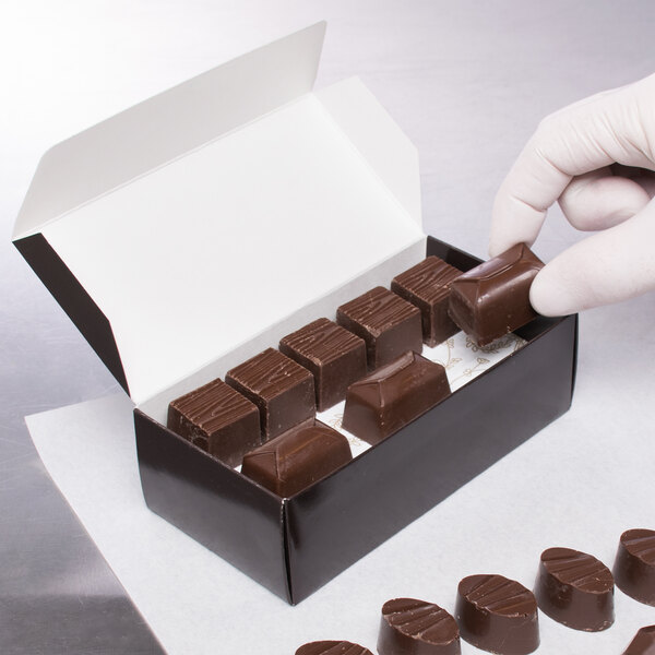 5 1/2" x 2 3/4" x 1 3/4" 1-Piece 1/2 lb. Brown Candy Box - 250/Case