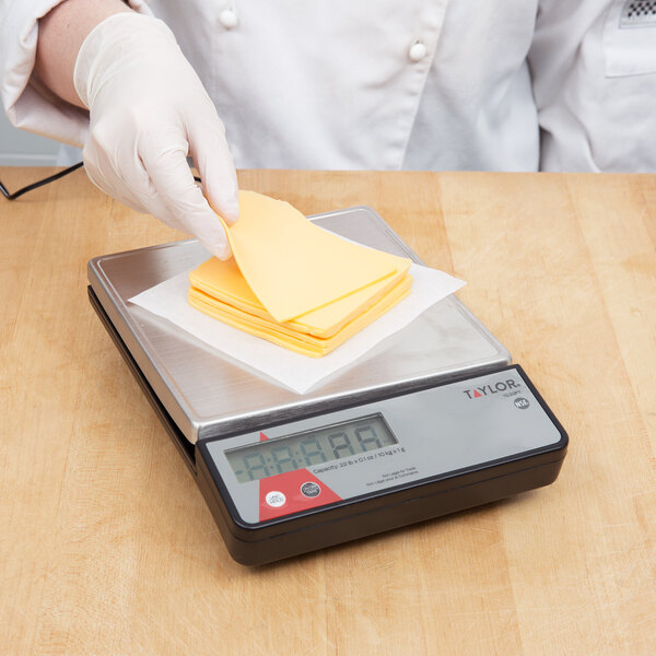 Taylor TE22FT 22 lb. Digital Portion Control Scale
