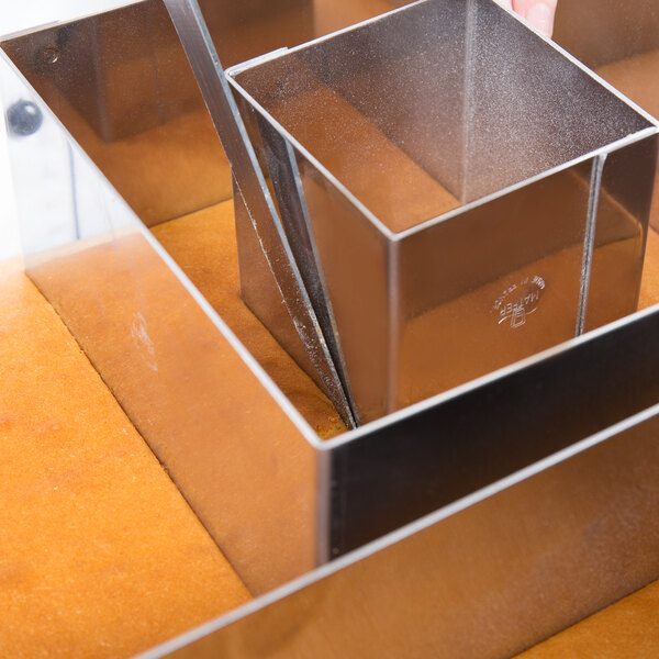 Matfer Bourgeat 681902 Complete French Style Square Wedding Cake Frame