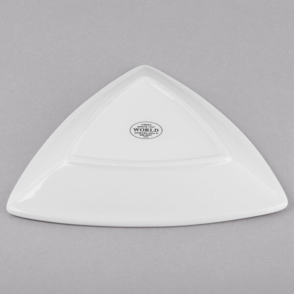 Libbey 840-435T Porcelana 9" Triangular Bright White Porcelain Coupe ...