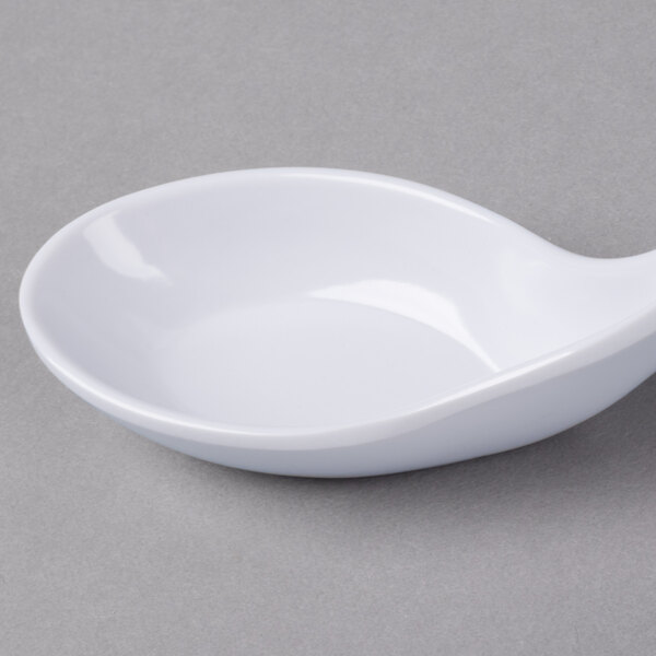 Thunder Group 7200WT Classic White 0.6 oz. Melamine Asian Soup Spoon ...