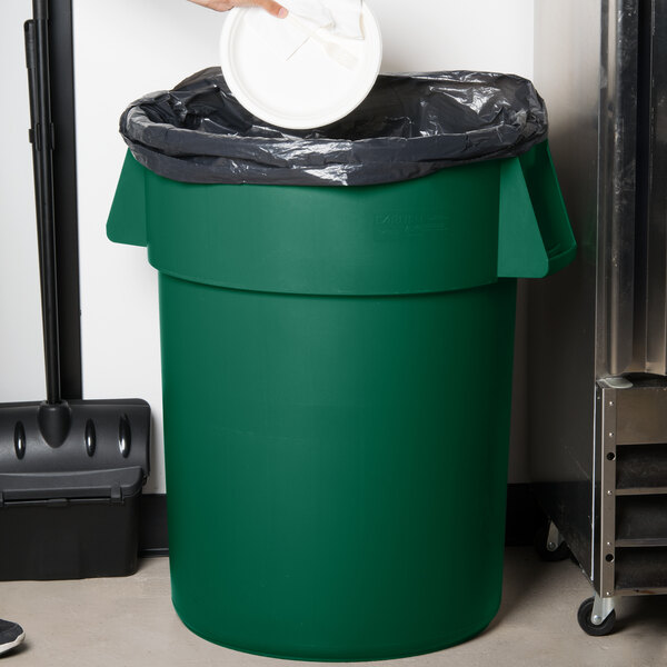 Carlisle 34105509 Bronco 55 Gallon Green Round Trash Can