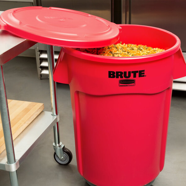 Rubbermaid BRUTE 44 Gallon Red Round Trash Can and Lid